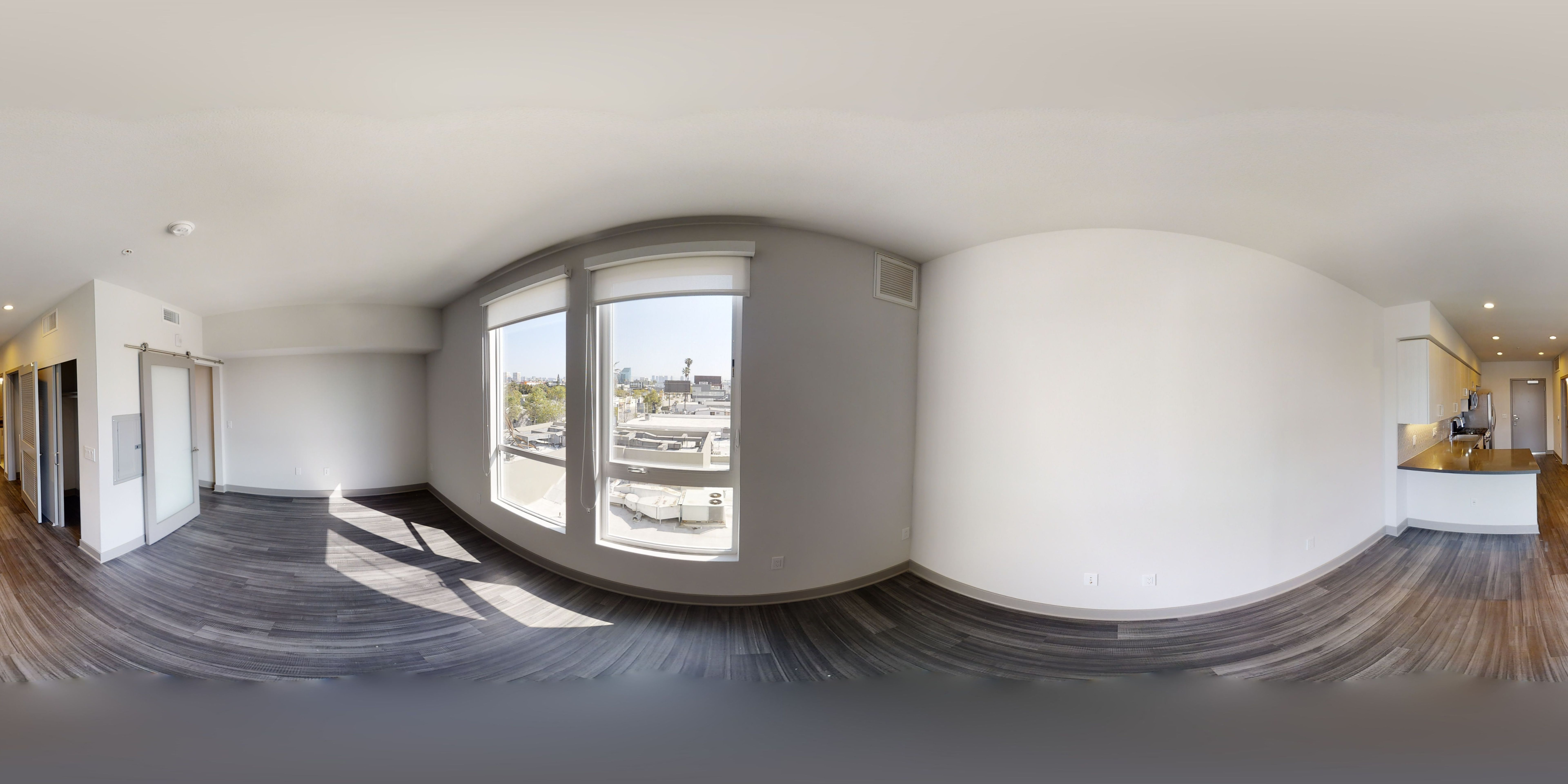 & Pico - Studio Unit 424