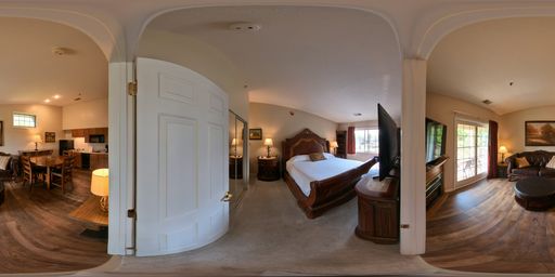 Grand Wood Suites